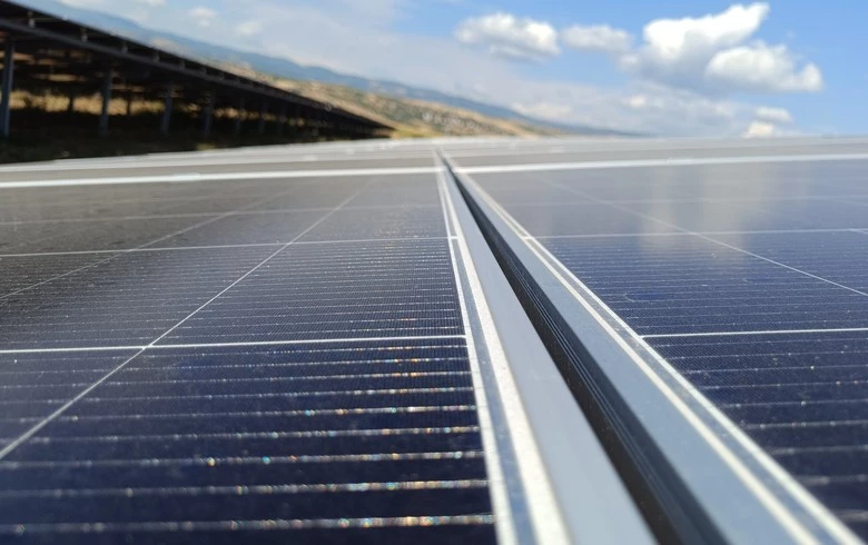 Qatar Solar Power Investment Drives 2030 Energy Goals