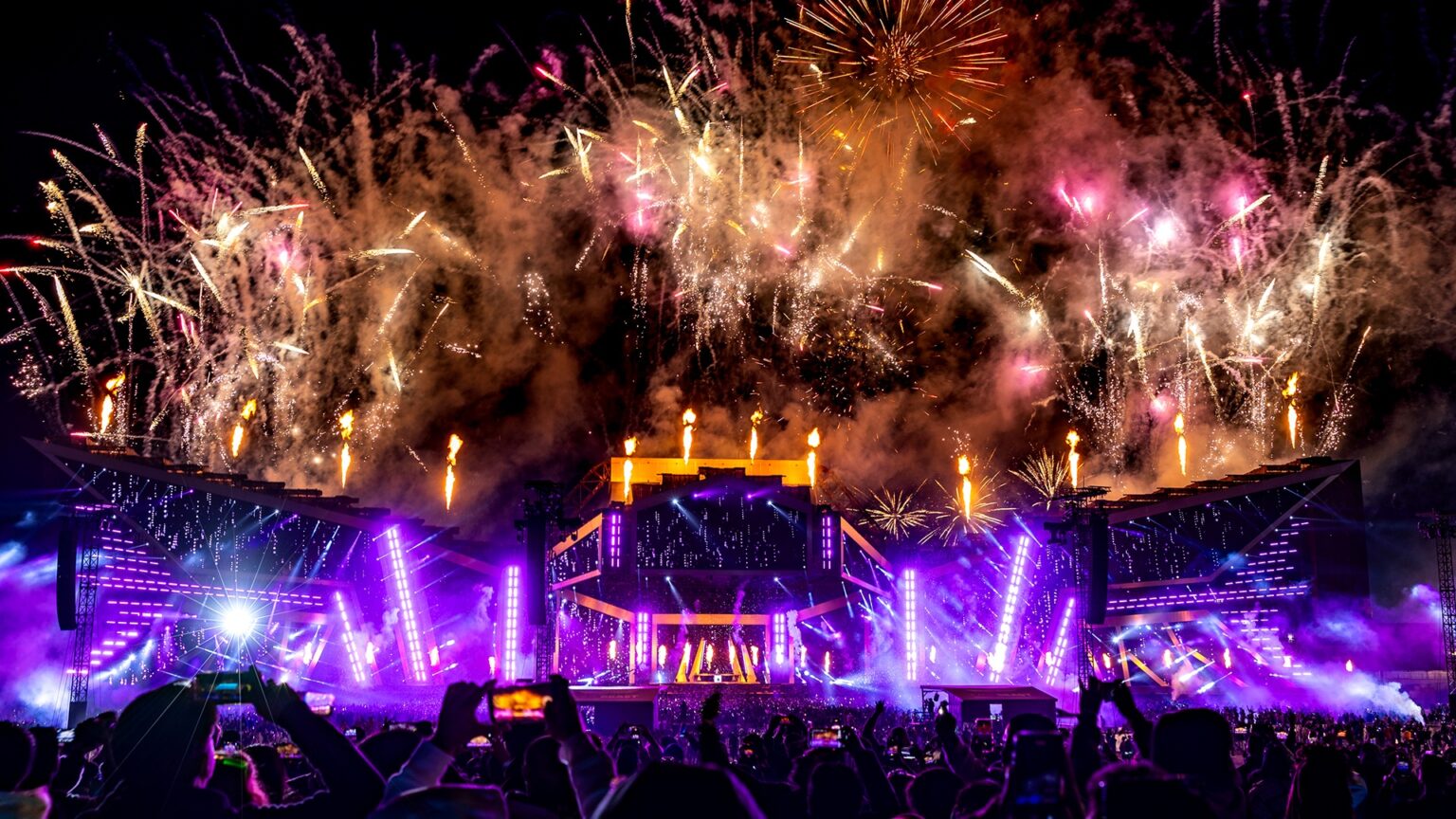 Mdlbeast Soundstorm Festival: A Mega Music Experience